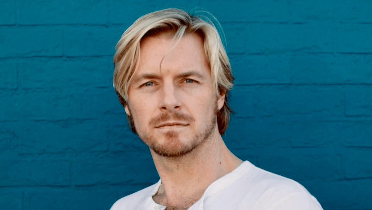 Hunter Cardinal discusses Netflix teen drama BET - Interview ...